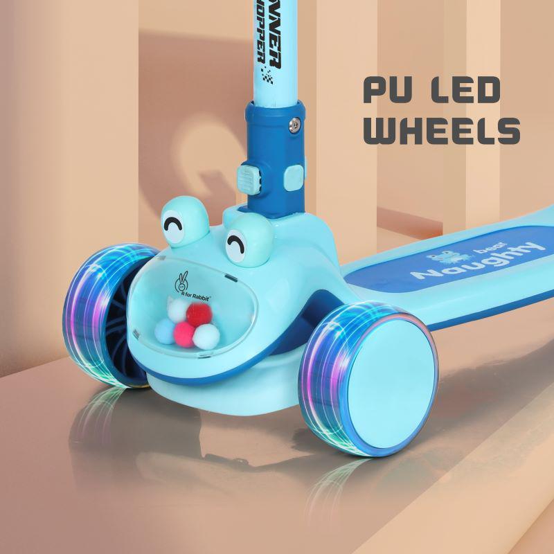 Road Runner Hopper Scooter: Adorable & Smooth Ride | R for Rabbit